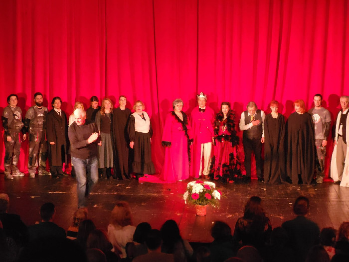 „FANTOMA” – Când trecutul își cere dreptul la scenă - un omagiu pentru ...